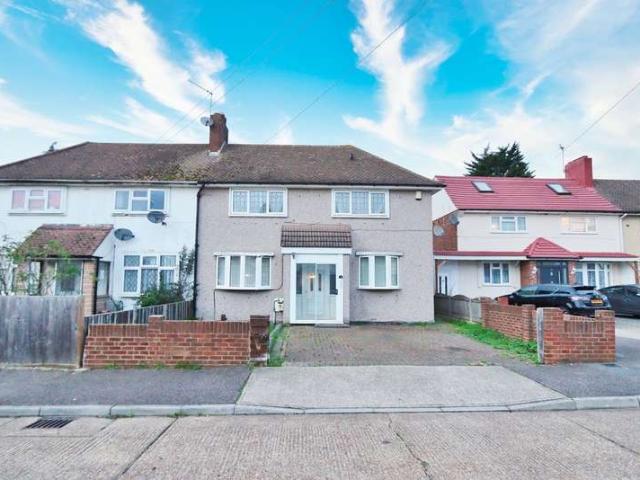 3 Bedroom Semi Detached House