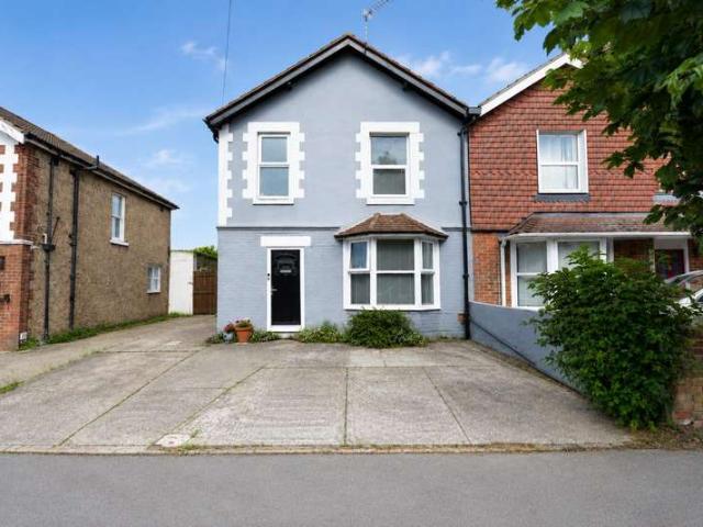 3 Bedroom Semi Detached House