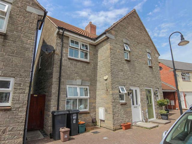 3 Bedroom Semi Detached House