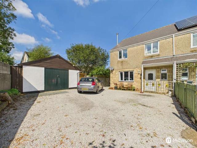 3 Bedroom Semi Detached House