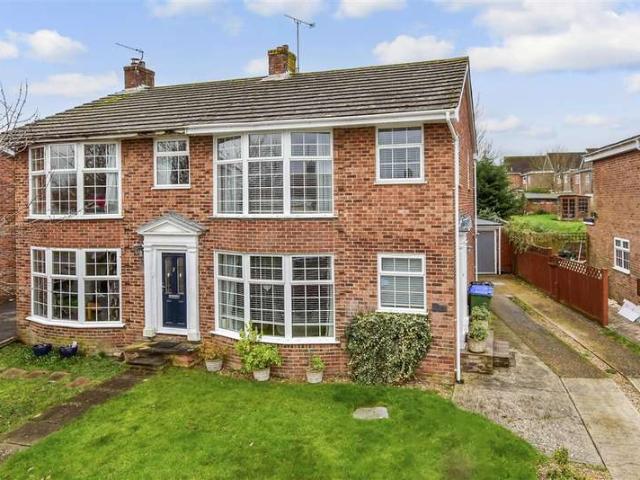3 Bedroom Semi Detached House