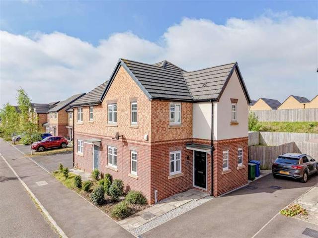 3 Bedroom Semi Detached House