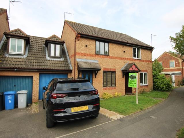 3 Bedroom Semi Detached House