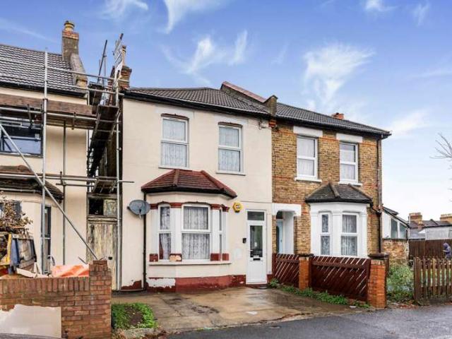 3 Bedroom Semi Detached House