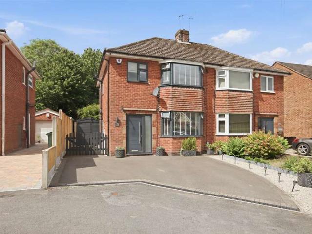 3 Bedroom Semi Detached House