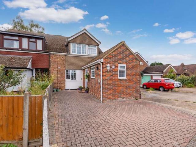 3 Bedroom Semi Detached House