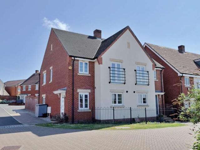 3 Bedroom Semi Detached House