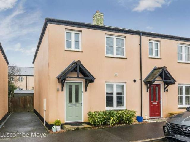 3 Bedroom Semi Detached House