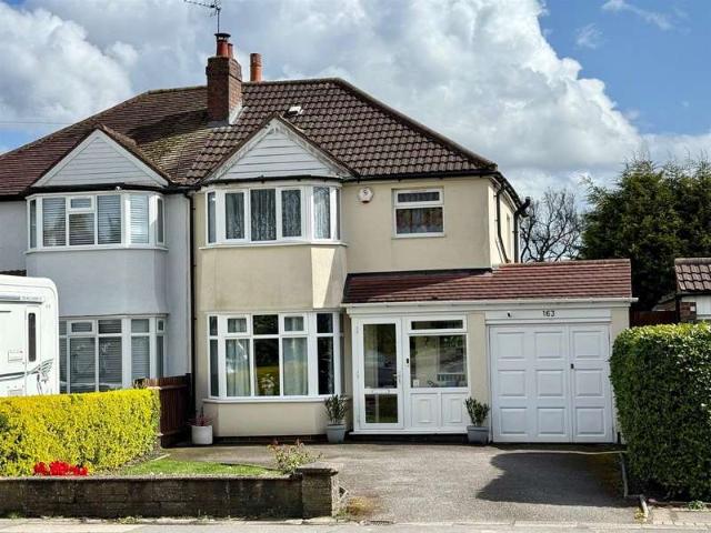 3 Bedroom Semi Detached House