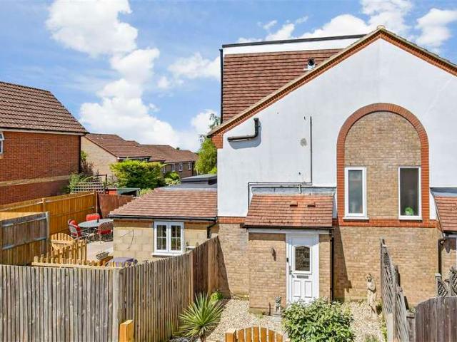 3 Bedroom Semi Detached House