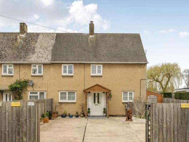 3 Bedroom Semi Detached House