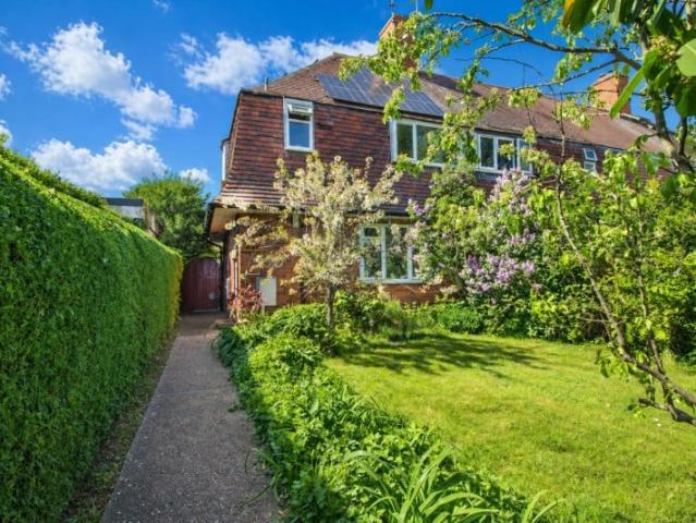 3 Bedroom Semi Detached House