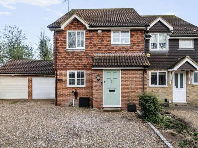 3 Bedroom Semi Detached House
