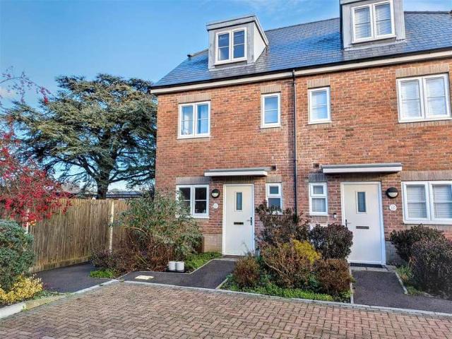 3 Bedroom Semi Detached House