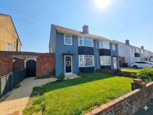 3 Bedroom Semi Detached House