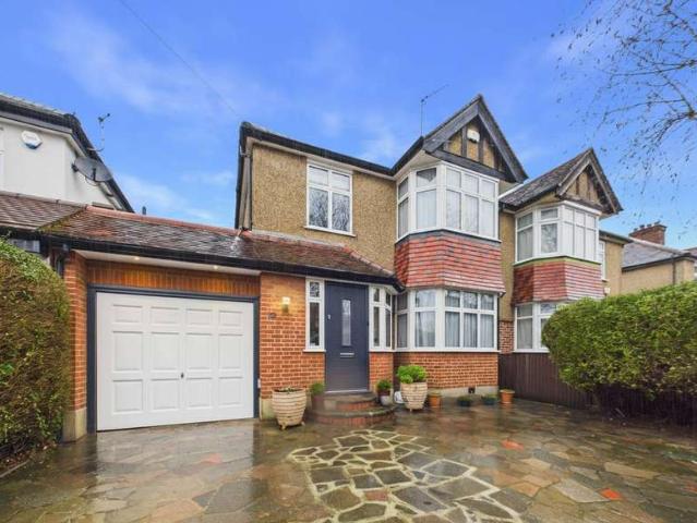 3 Bedroom Semi Detached House