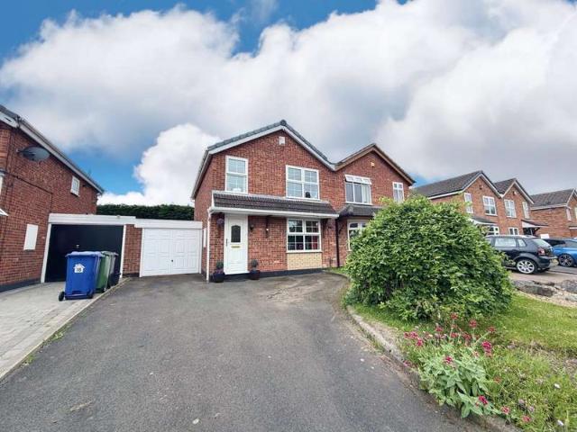 3 Bedroom Semi Detached House