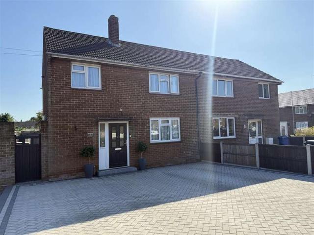 3 Bedroom Semi Detached House