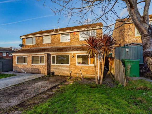 3 Bedroom Semi Detached House