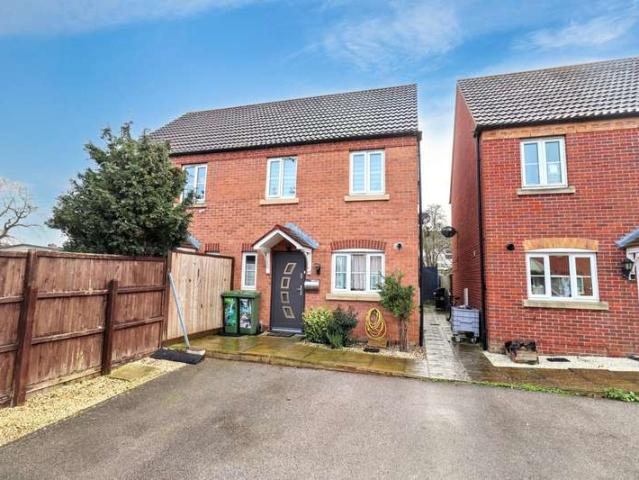 3 Bedroom Semi Detached House