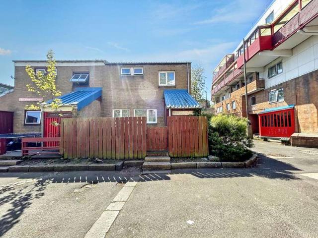 3 Bedroom Semi Detached House