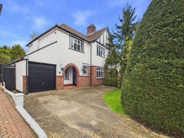 3 Bedroom Semi Detached House