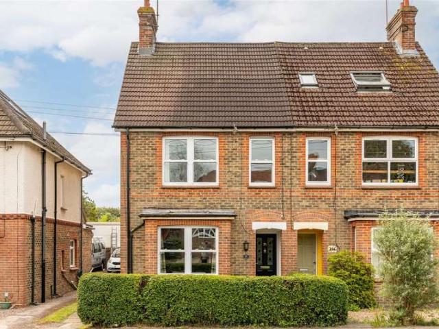 3 Bedroom Semi Detached House