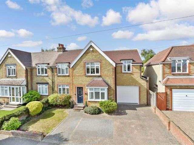 3 Bedroom Semi Detached House