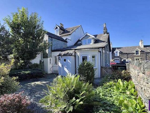 3 Bedroom Semi Detached House