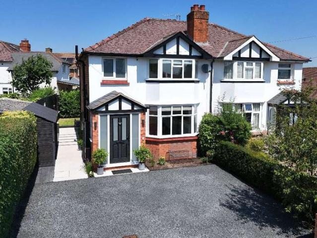 3 Bedroom Semi Detached House