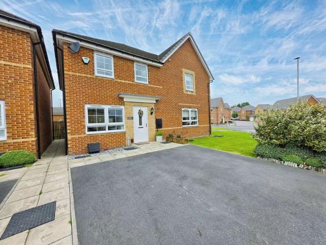 3 Bedroom Semi Detached House
