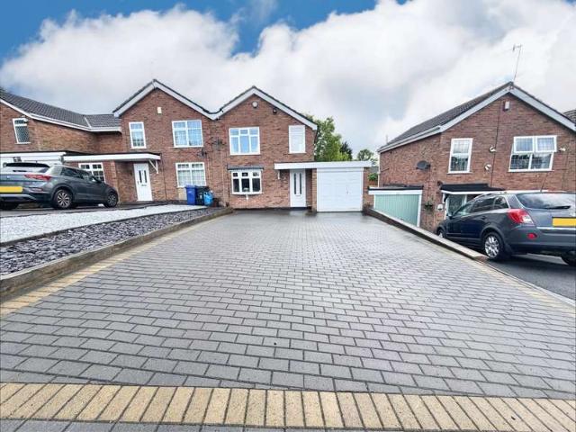 3 Bedroom Semi Detached House