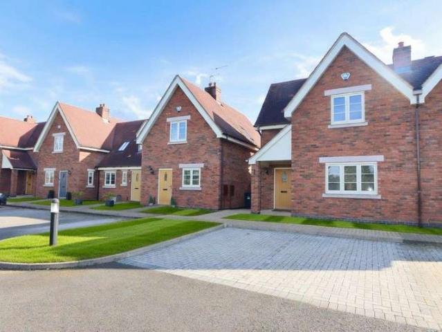 3 Bedroom Semi Detached House
