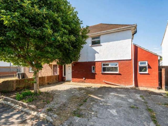 3 Bedroom Semi Detached House