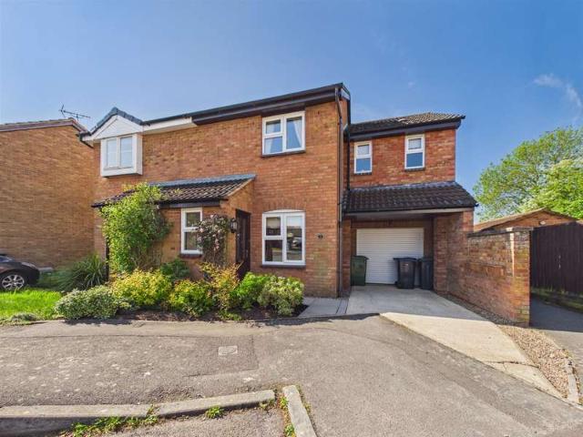 3 Bedroom Semi Detached House