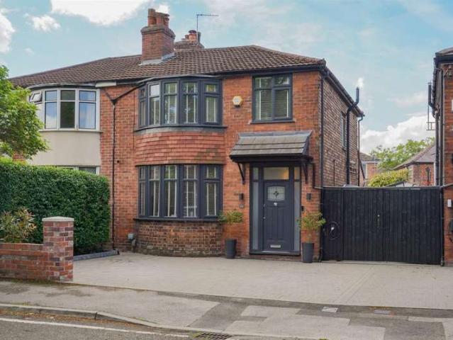 3 Bedroom Semi Detached House