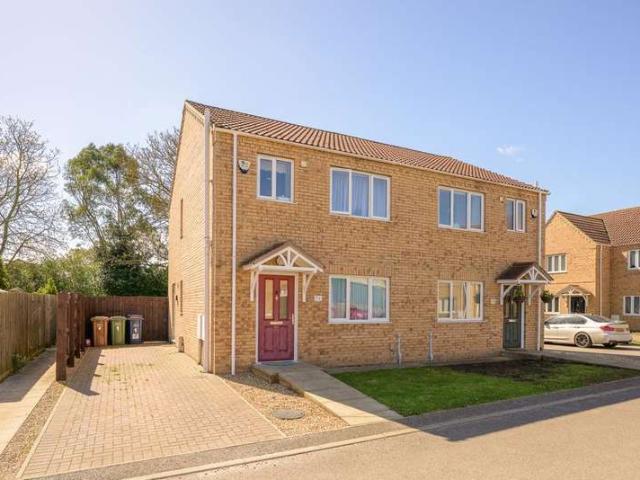 3 Bedroom Semi Detached House
