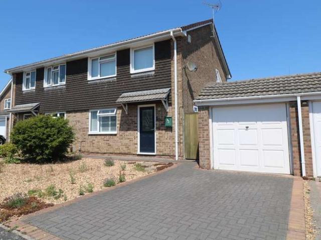 3 Bedroom Semi Detached House