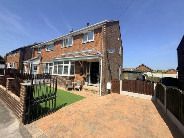 3 Bedroom Semi Detached House