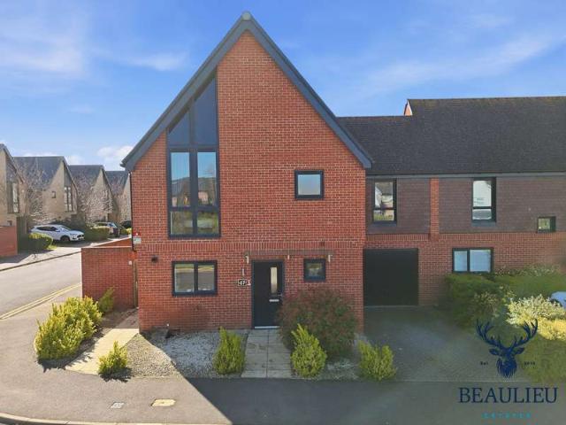 3 Bedroom Semi Detached House