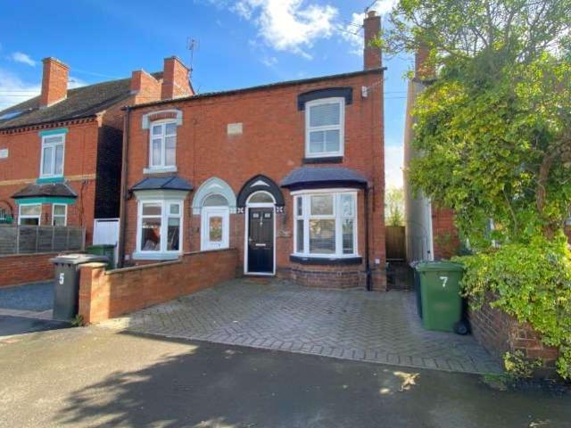 3 Bedroom Semi Detached House