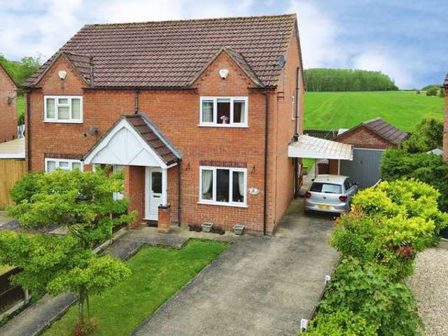 3 Bedroom Semi Detached House