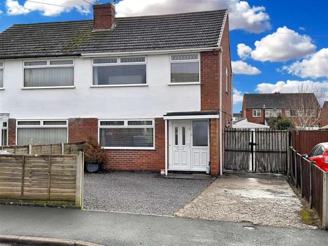 3 Bedroom Semi Detached House