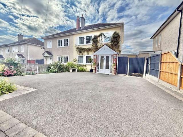 3 Bedroom Semi Detached House