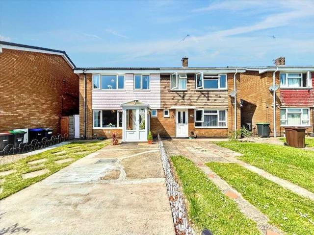 3 Bedroom Semi Detached House