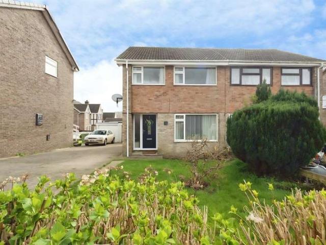 3 Bedroom Semi Detached House