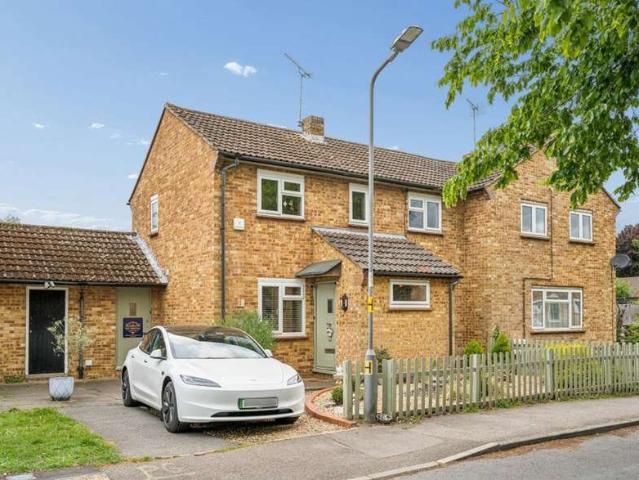 3 Bedroom Semi Detached House