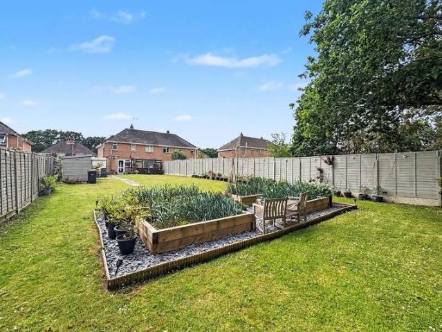 3 Bedroom Semi Detached House