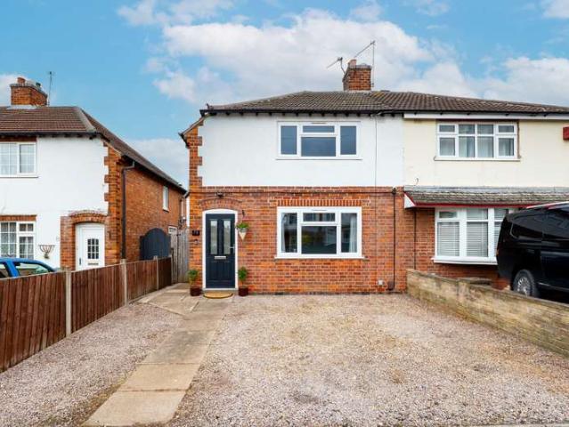 3 Bedroom Semi Detached House
