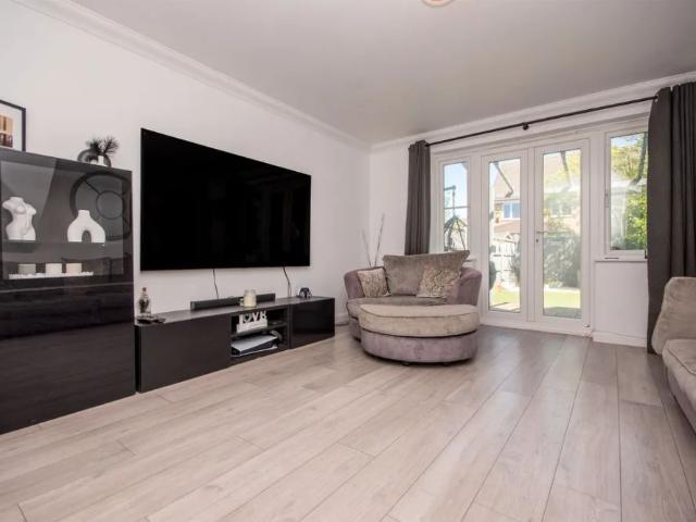 3 bedroom semi detached house